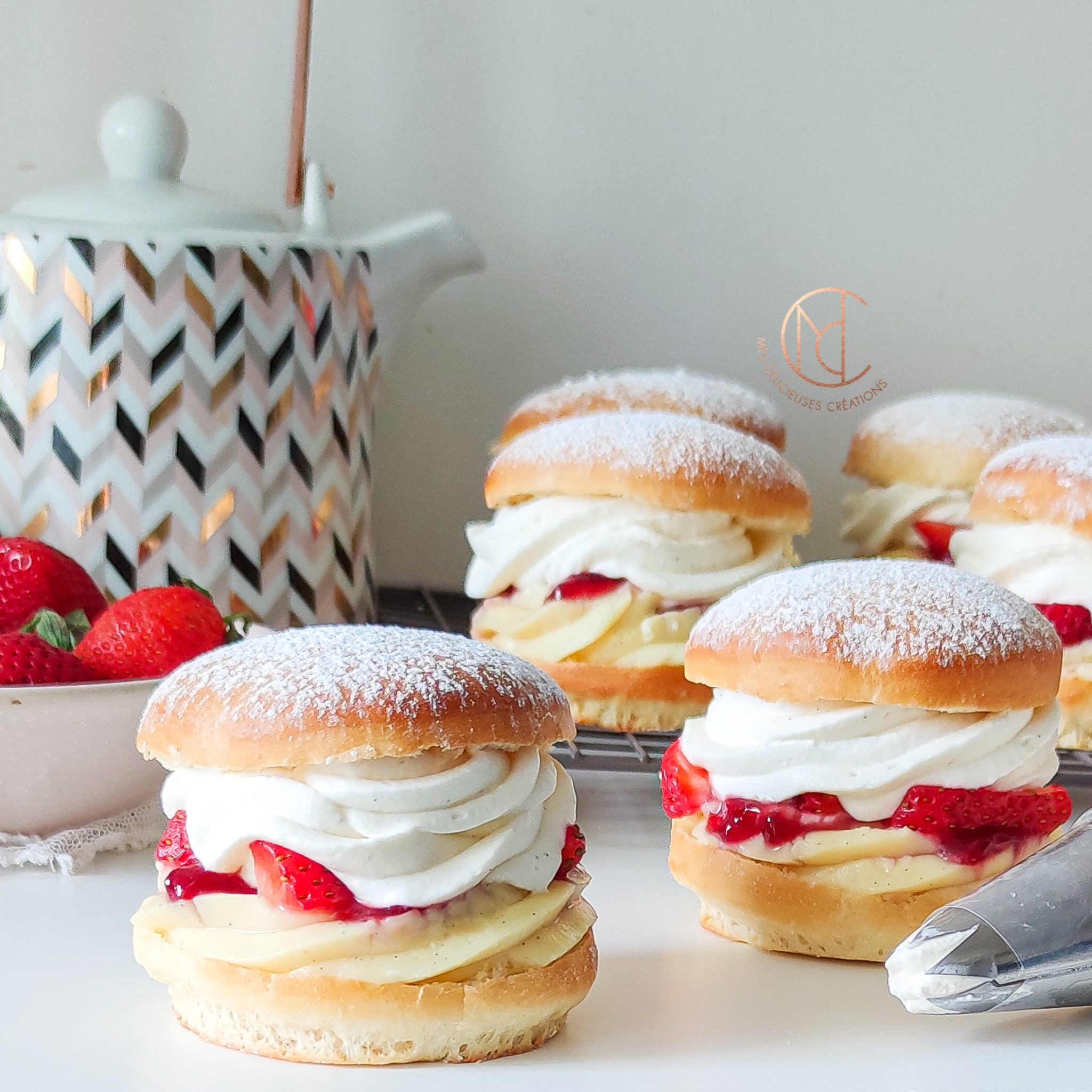 Beignets fourrés aux fraises - Mes Délicieuses Créations