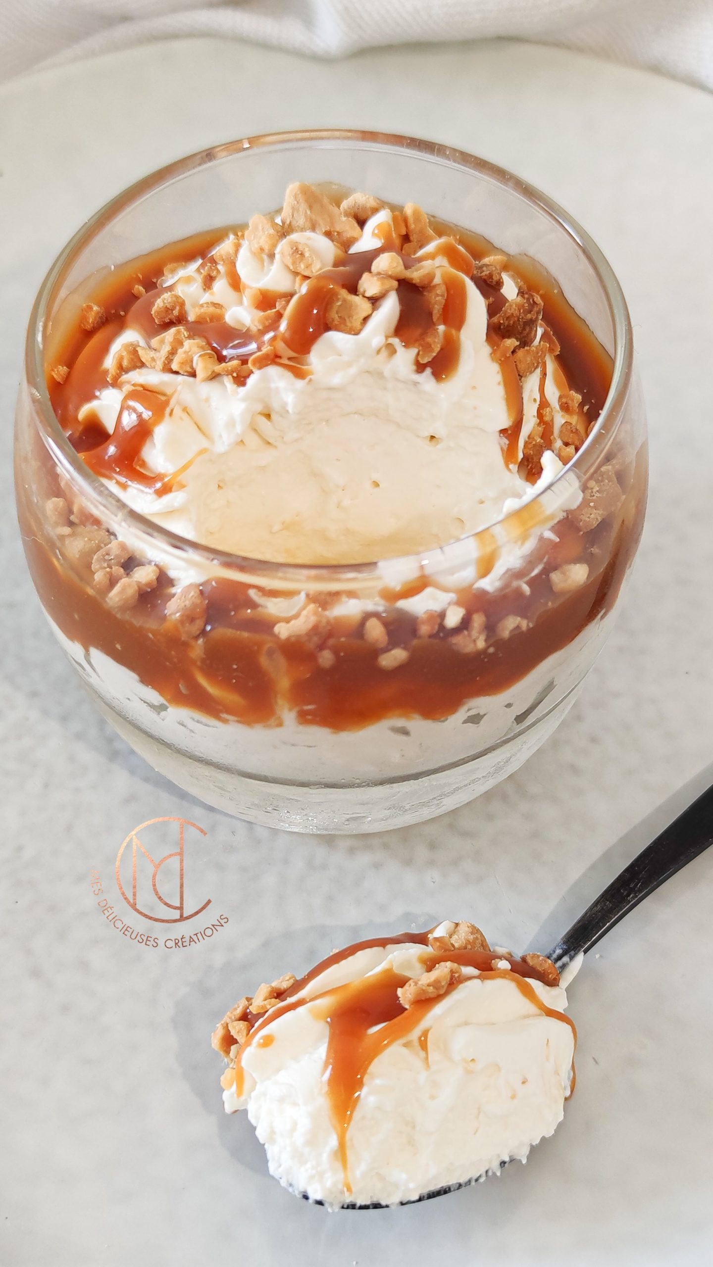 Sundae caramel : crème glacée - Mes Délicieuses Créations